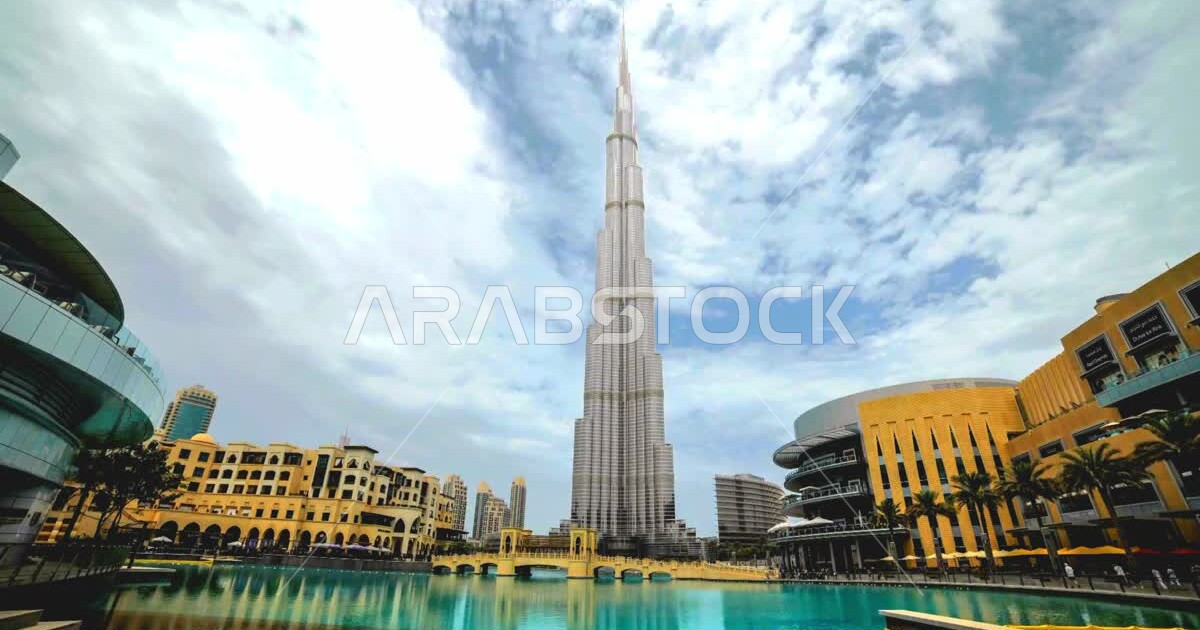 Famous tourist attractions, towers and commercial facilities in the ...
