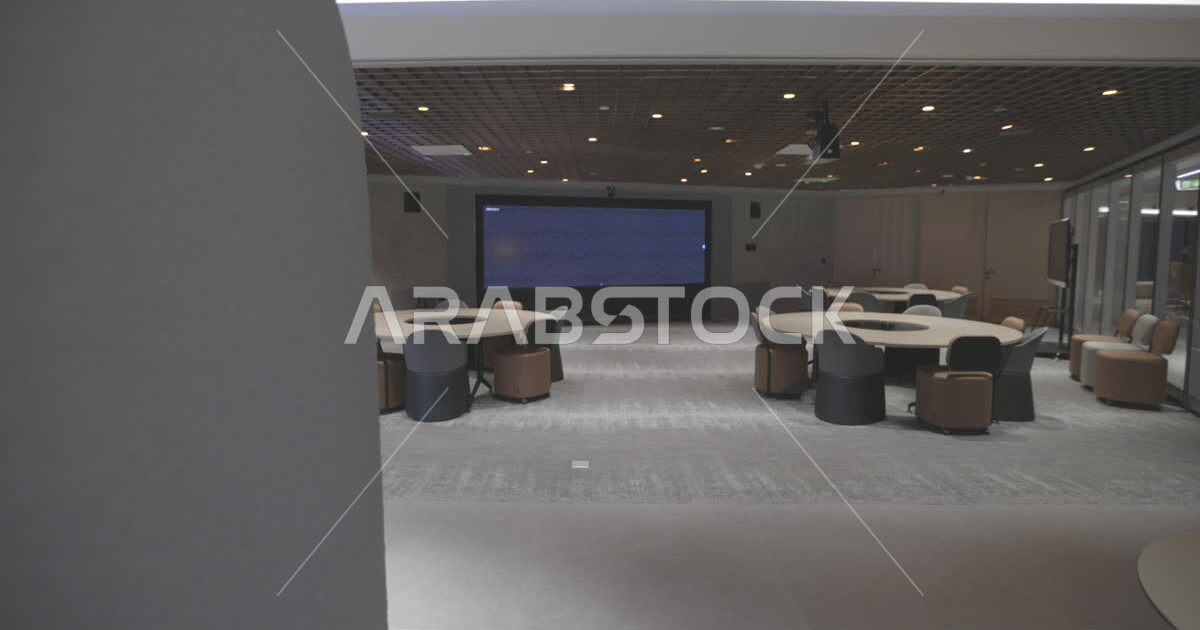 The integrated and comfortable work environment, the interior designs ...