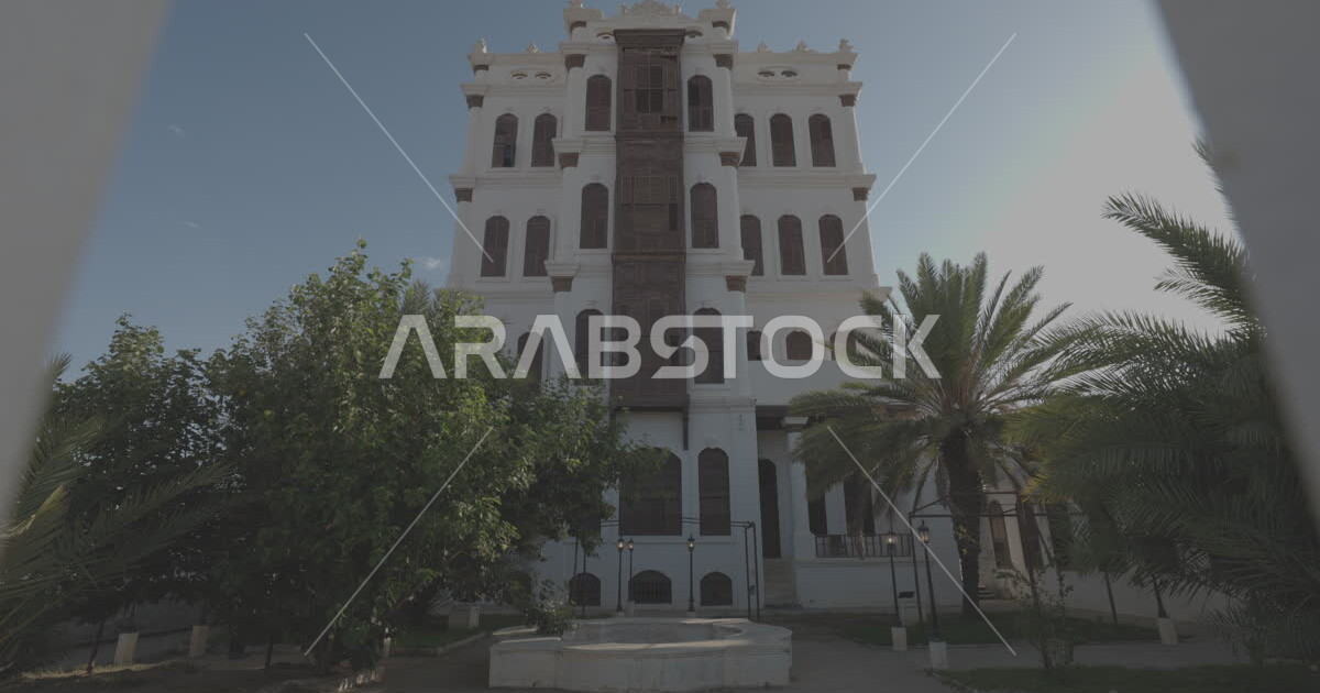 Museums built in the ancient Islamic style, famous tourist monuments ...