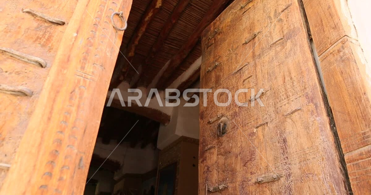 Heritage design of the ancient historical building in Aba Al Saud ...