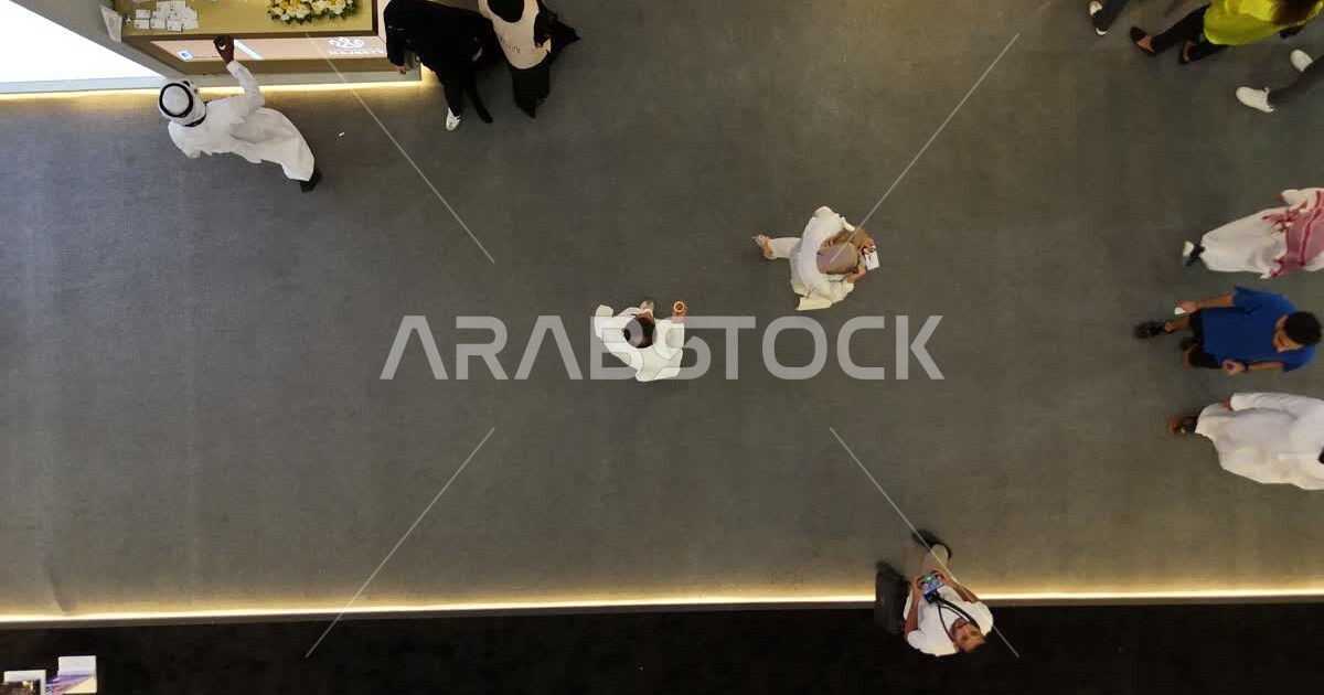 Saudi Arabian Gulf visitors and tourists flock to the exhibition ...