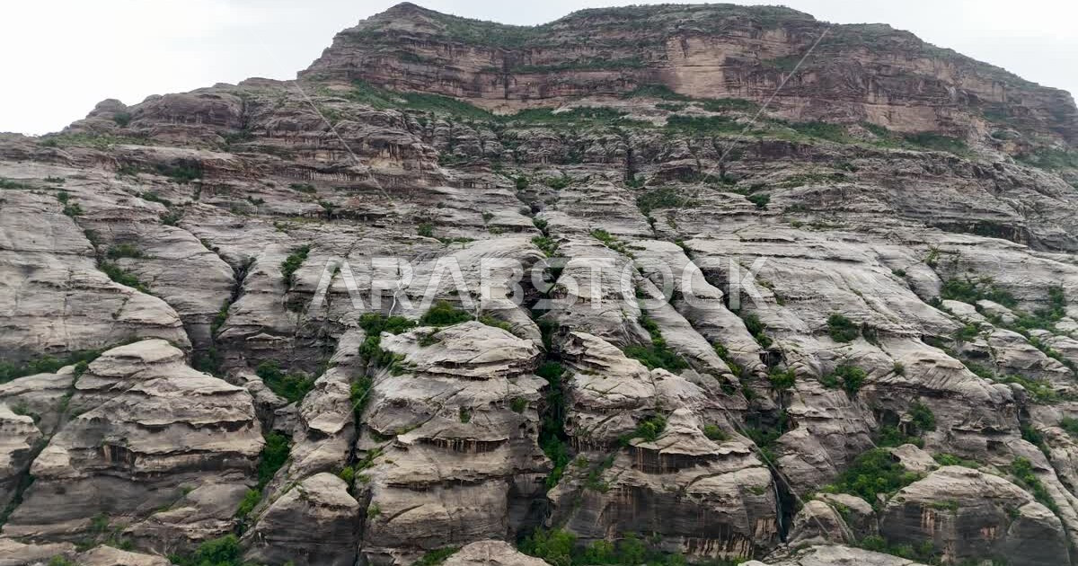 Rock formations and formations, famous landmarks and tourist places ...