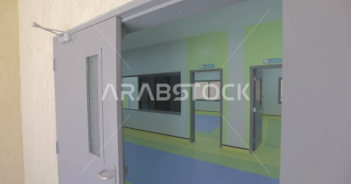 Focus on interior design and decoration of advanced schools in the ...