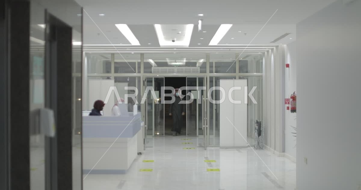 Clinics and office rooms for doctors, medical centers, hospitals and ...