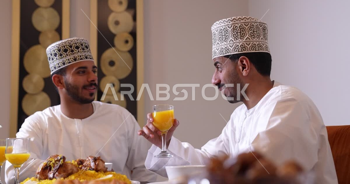 Friends inviting each other to break their fast during Ramadan ...