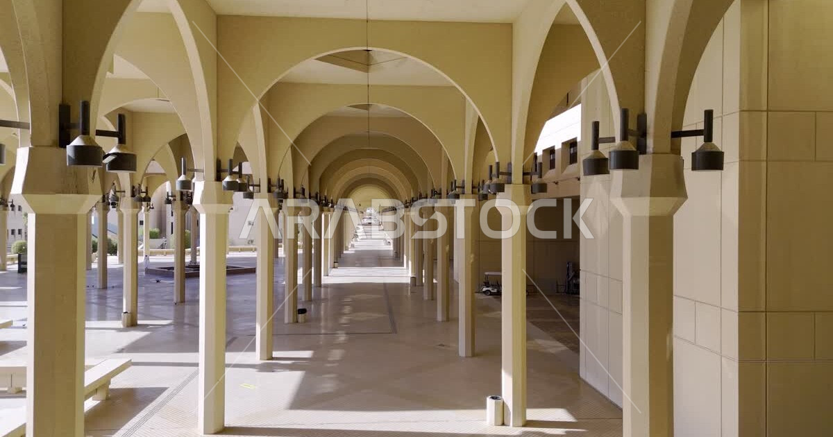 The ancient designs and decorations of the columns and arches in the ...