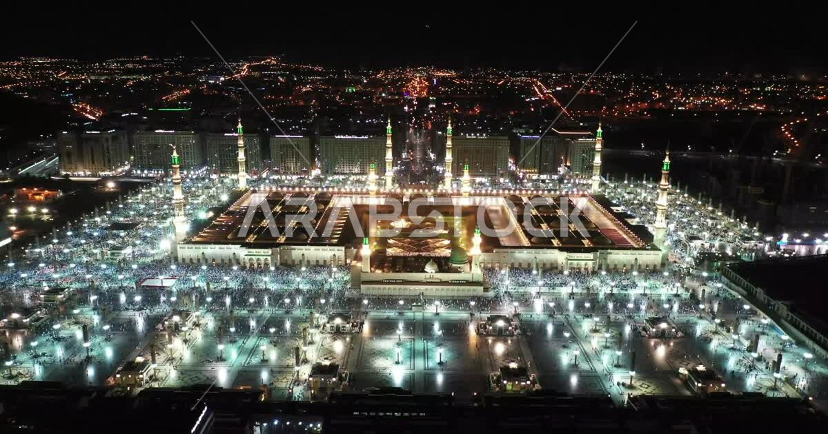 A view from above of the Prophet’s Mosque in Medina in the Kingdom of ...