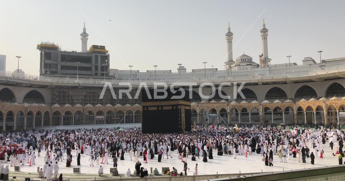 A tour from inside the Kaaba (the Qiblah of Muslims) in Makkah Al ...