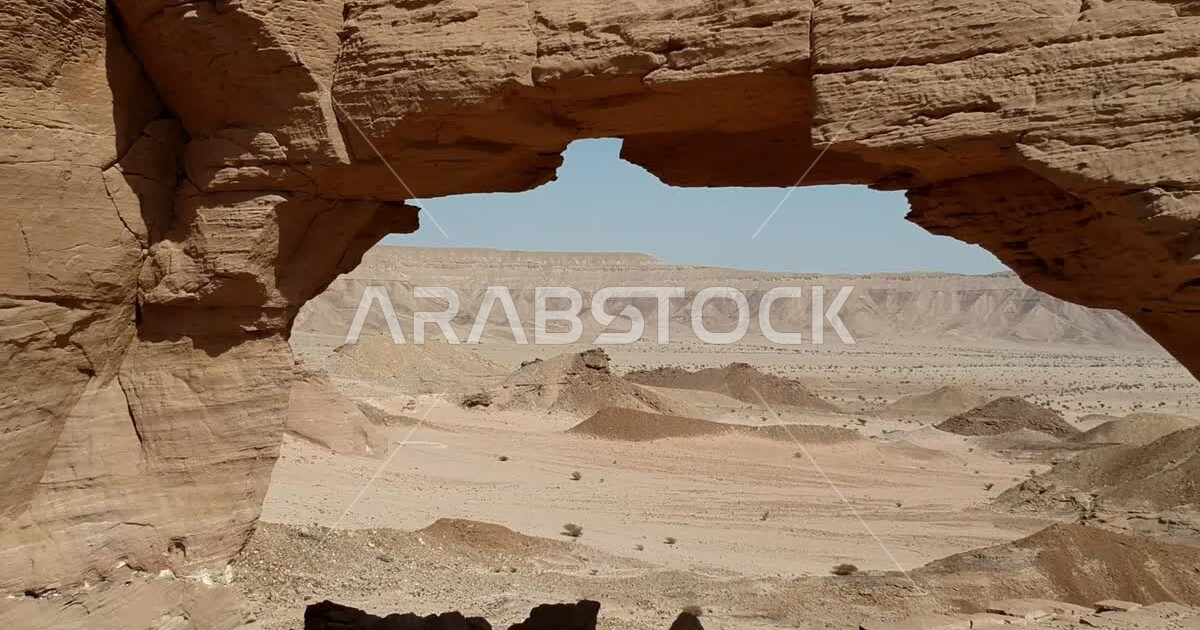Famous natural tourist landmarks, rock formations and formations in ...