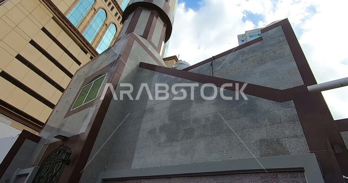 Worship and getting closer to God, close-up of Al-Rayah Mosque in Mecca ...