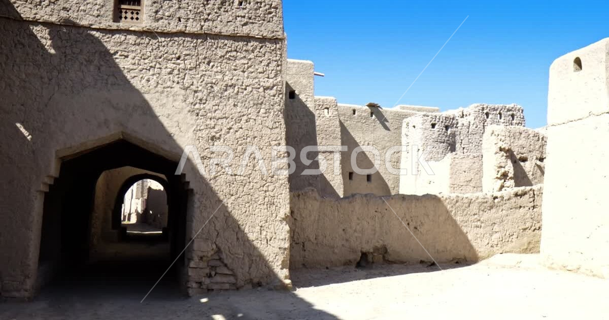 Architectural engineering art in the construction of Bakhla Fort ...