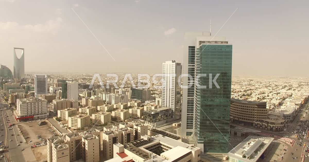 Video of the streets and roads of the city of Riyadh, photographing ...
