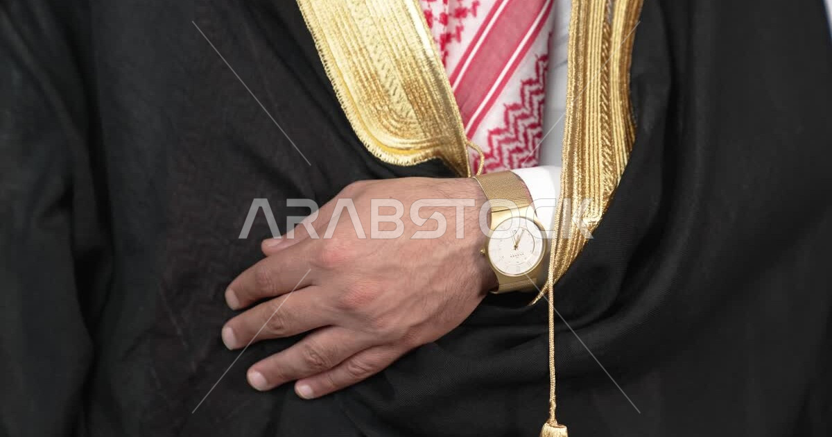 Portrait with close-up photography of a Saudi Arabian Gulf groom in the ...