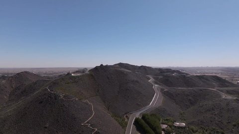 جبال موقدة حاتم الطائي وحديقة السمراء في حائل، التكوينات الصخرية في ...