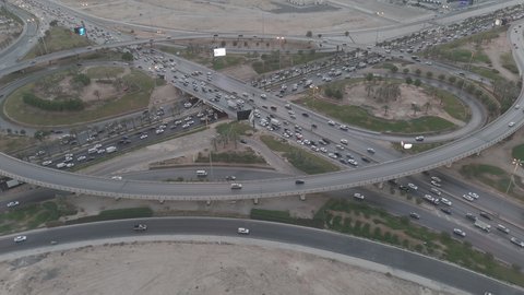 Intersecting roads in Saudi Arabia, traffic on the highway in Damascus ...