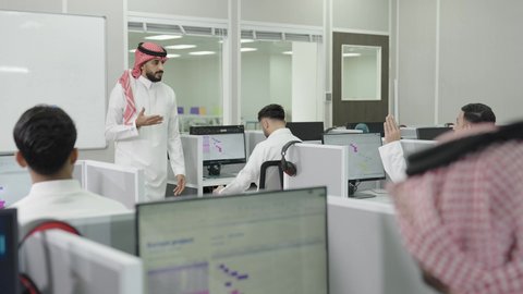 Knowledge and education in Saudi society, holding training courses for ...