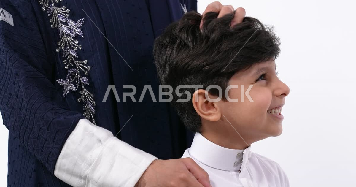 Portrait with close-up photography of a Saudi Arabian Gulf child ...
