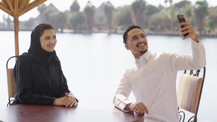 Documenting moments and building successful social relationships ...