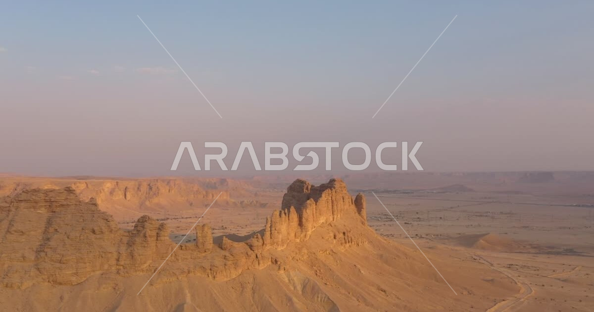 Aerial photography of the Tuwaiq Mountains in Riyadh, Saudi Arabia ...