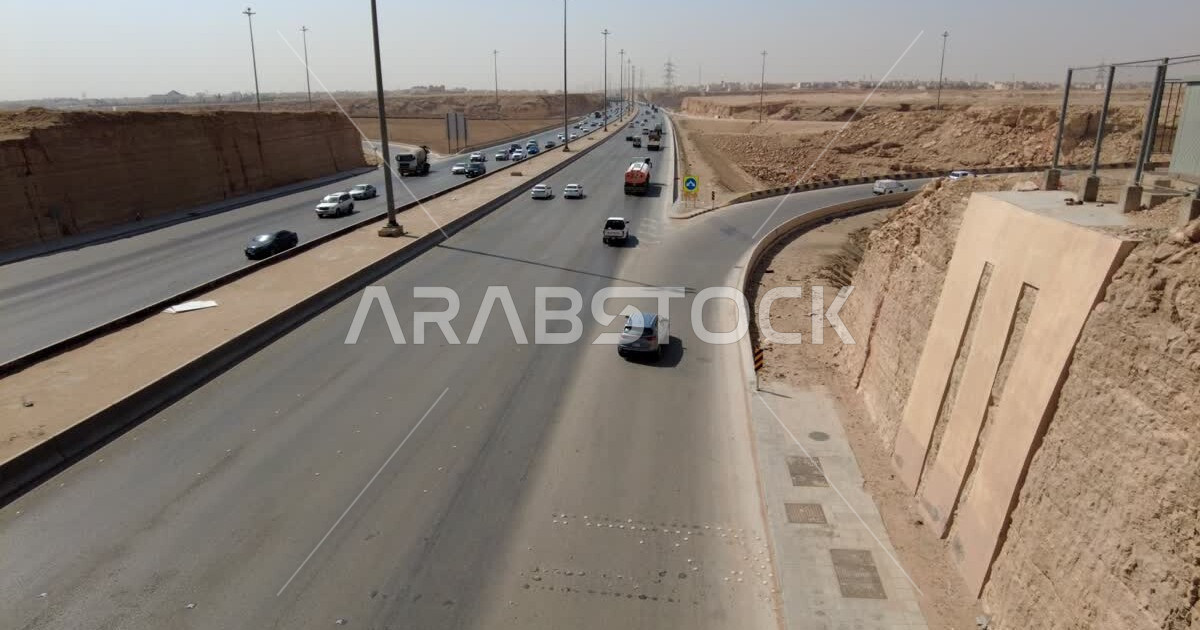 Time lapses from above for car traffic on the main road in Riyadh ...