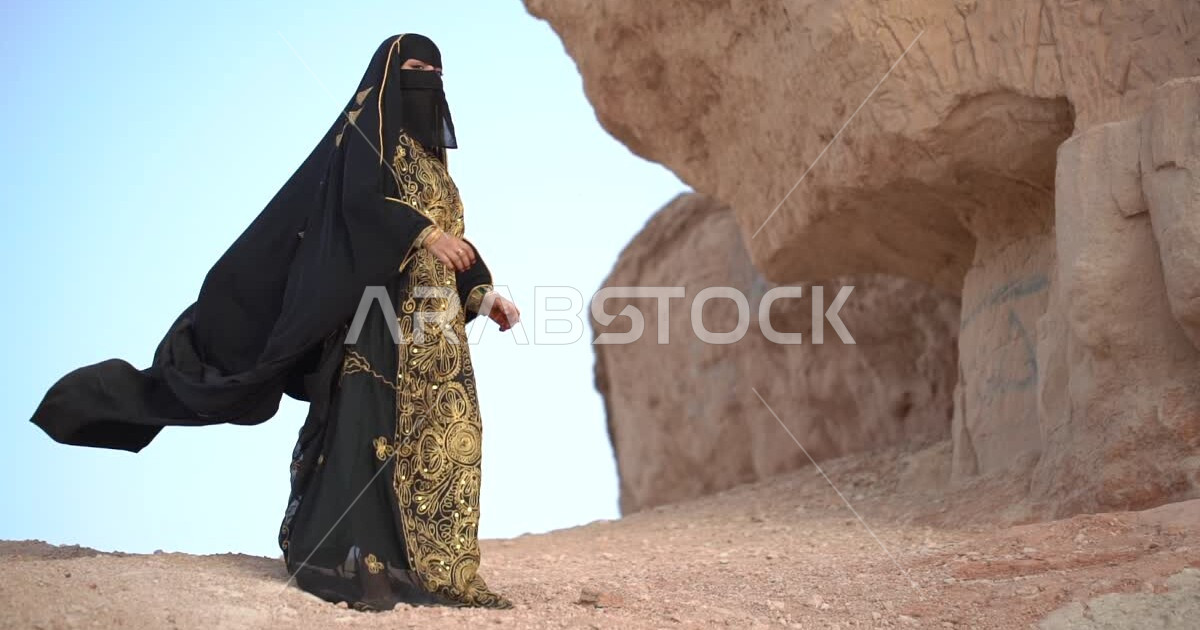 Saudi Arabian Gulf woman in the desert of Saudi Arabia, historical ...