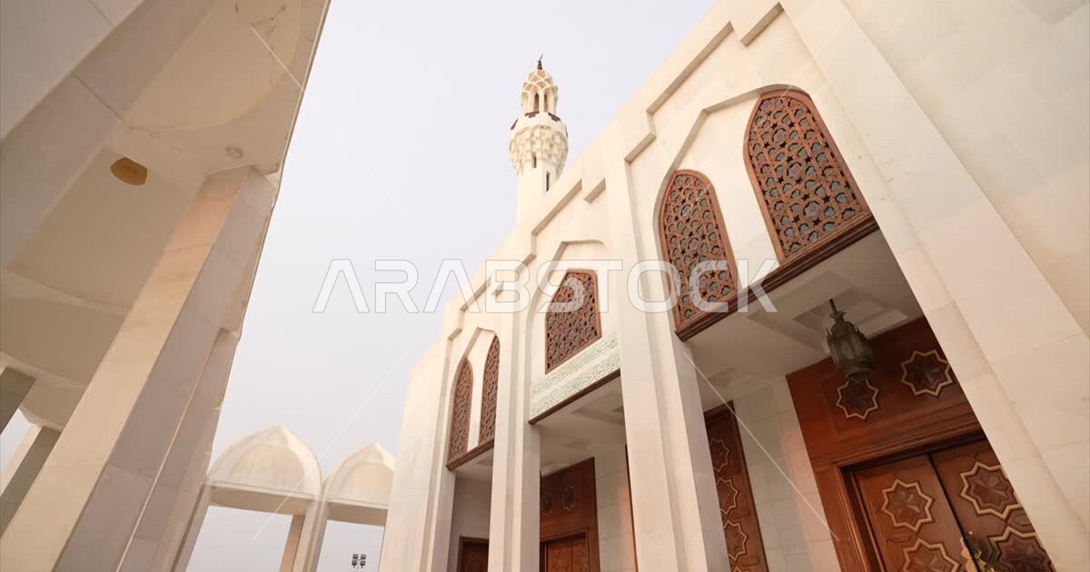 Hassan Anani Mosque in Jeddah, Saudi Arabia, Islamic landmarks of ...