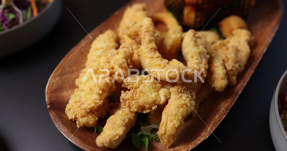 Crispy chicken dish, crispy fried chicken pieces, delicious broasted ...