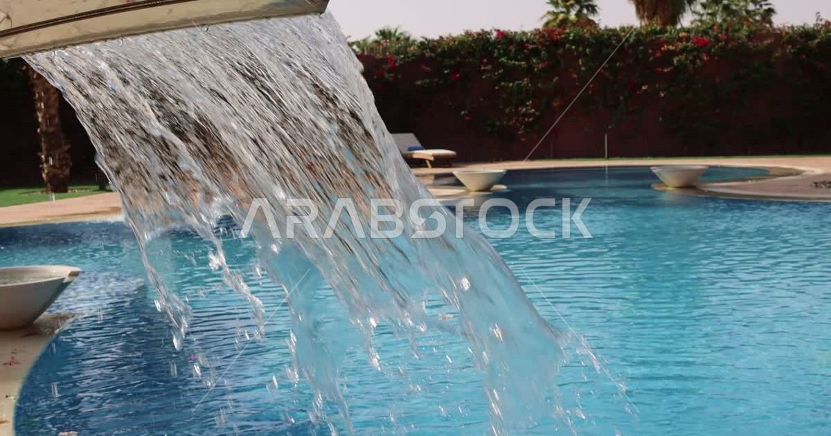 A large swimming pool with an attractive design, modern modern designs ...