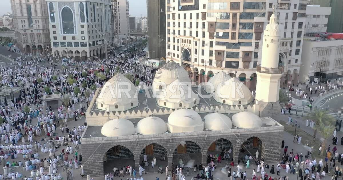 Muslims gathered in the outer complex of Al-Ghamama Mosque in Madinah ...