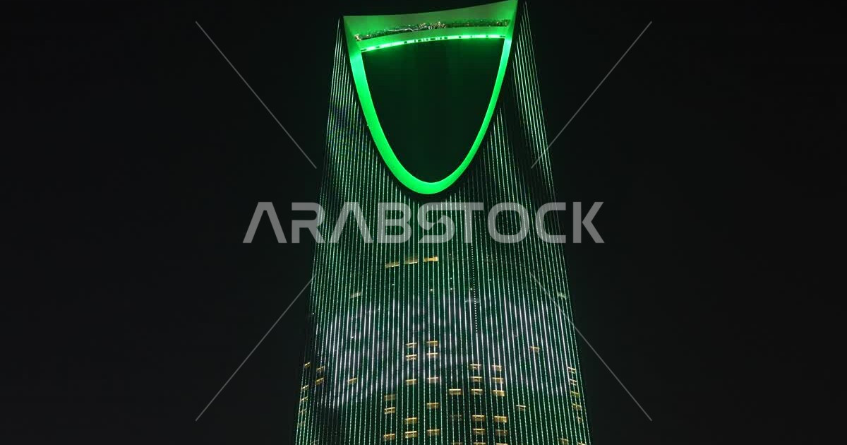 Kingdom Tower in Riyadh, Kingdom of Saudi Arabia at night, a tower ...